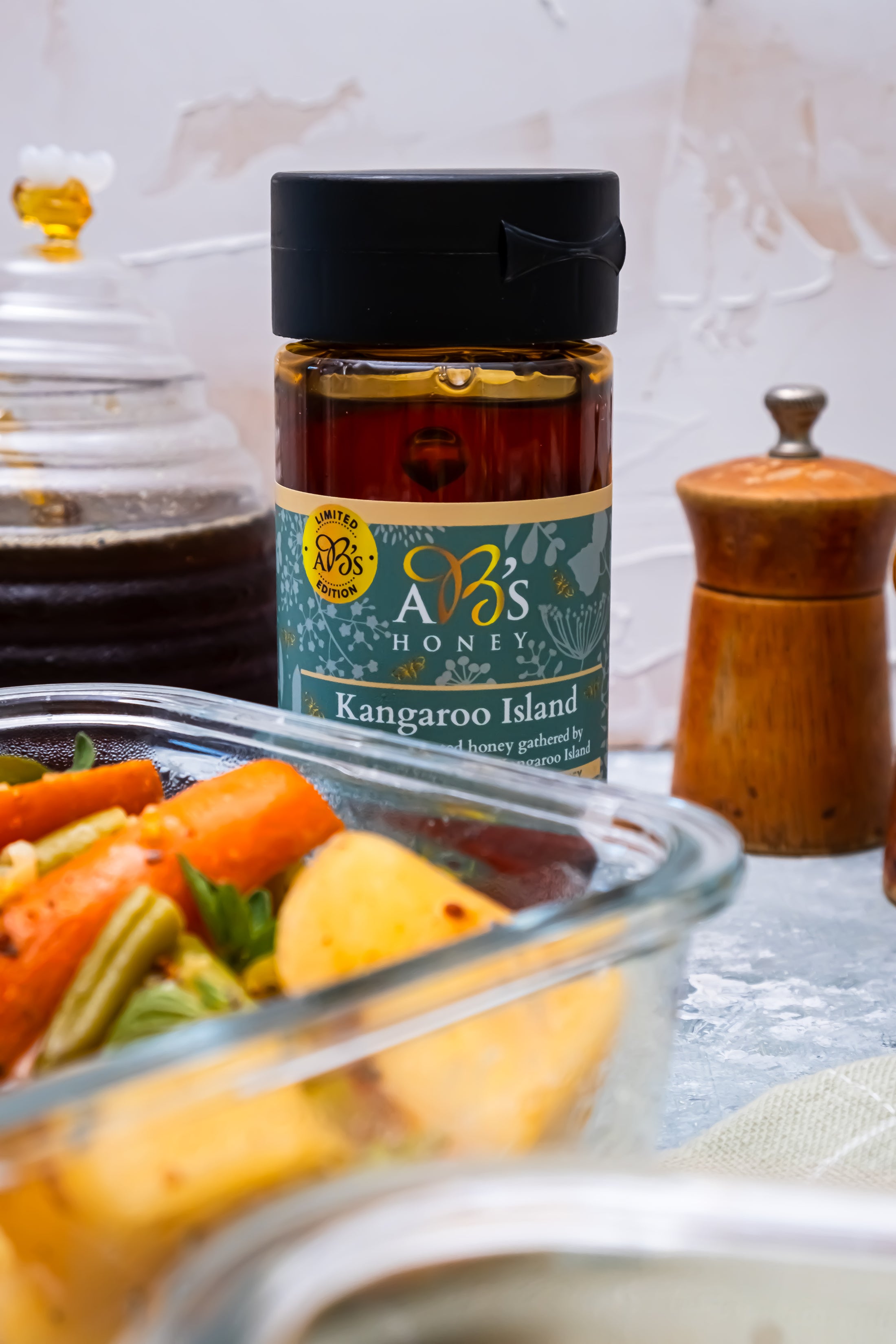 Kangaroo Island Honey | Rare Ligurian Bee Honey – SimplyHoney